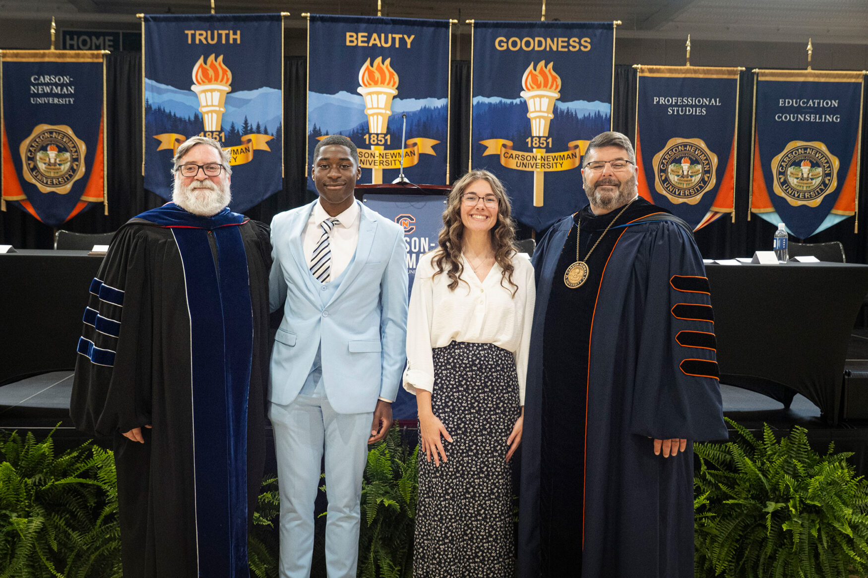 Ball and Richards named 2025 Algernon Sydney Sullivan Award recipients | Carson-Newman University